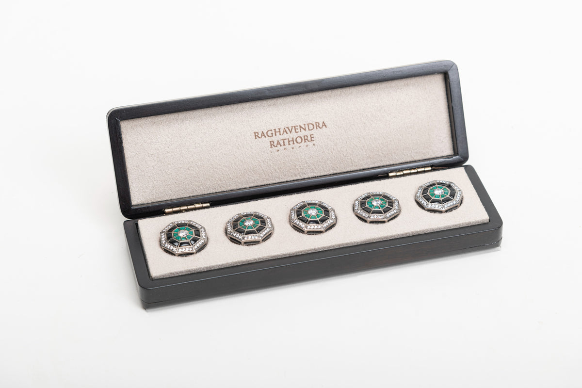 TIMELESS MYSTIC CASCADE BUTTONS SET
